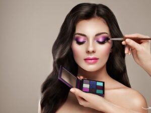 Unveiling the Artistry of a Permanent Makeup Artist - Fashion Hot